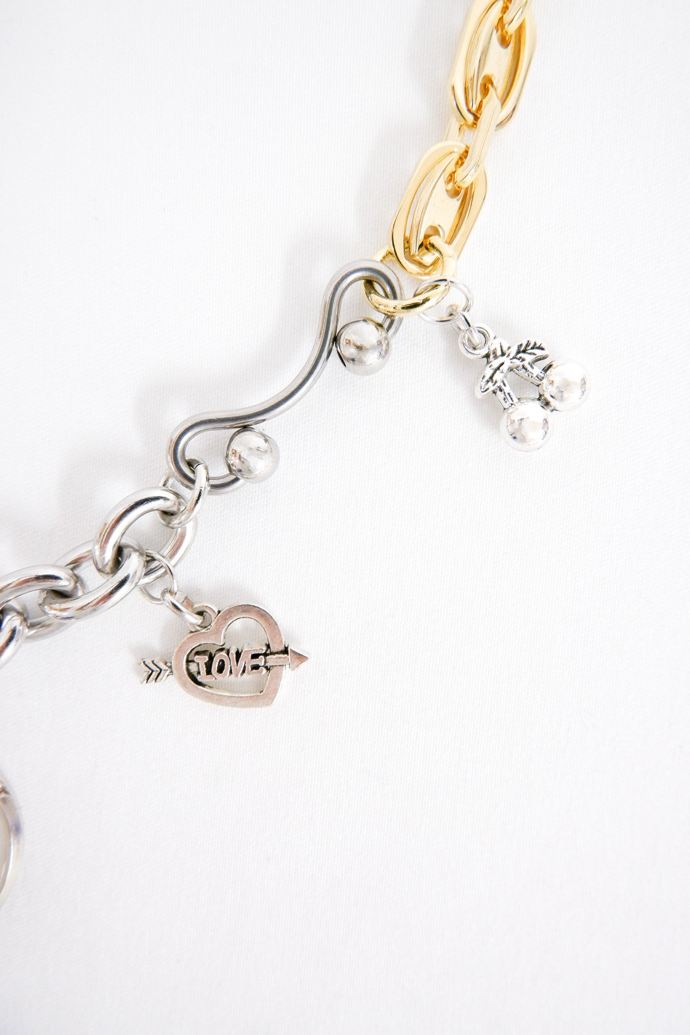 LIMITED CHARM NECKLACE /5348 – Foundry Mews